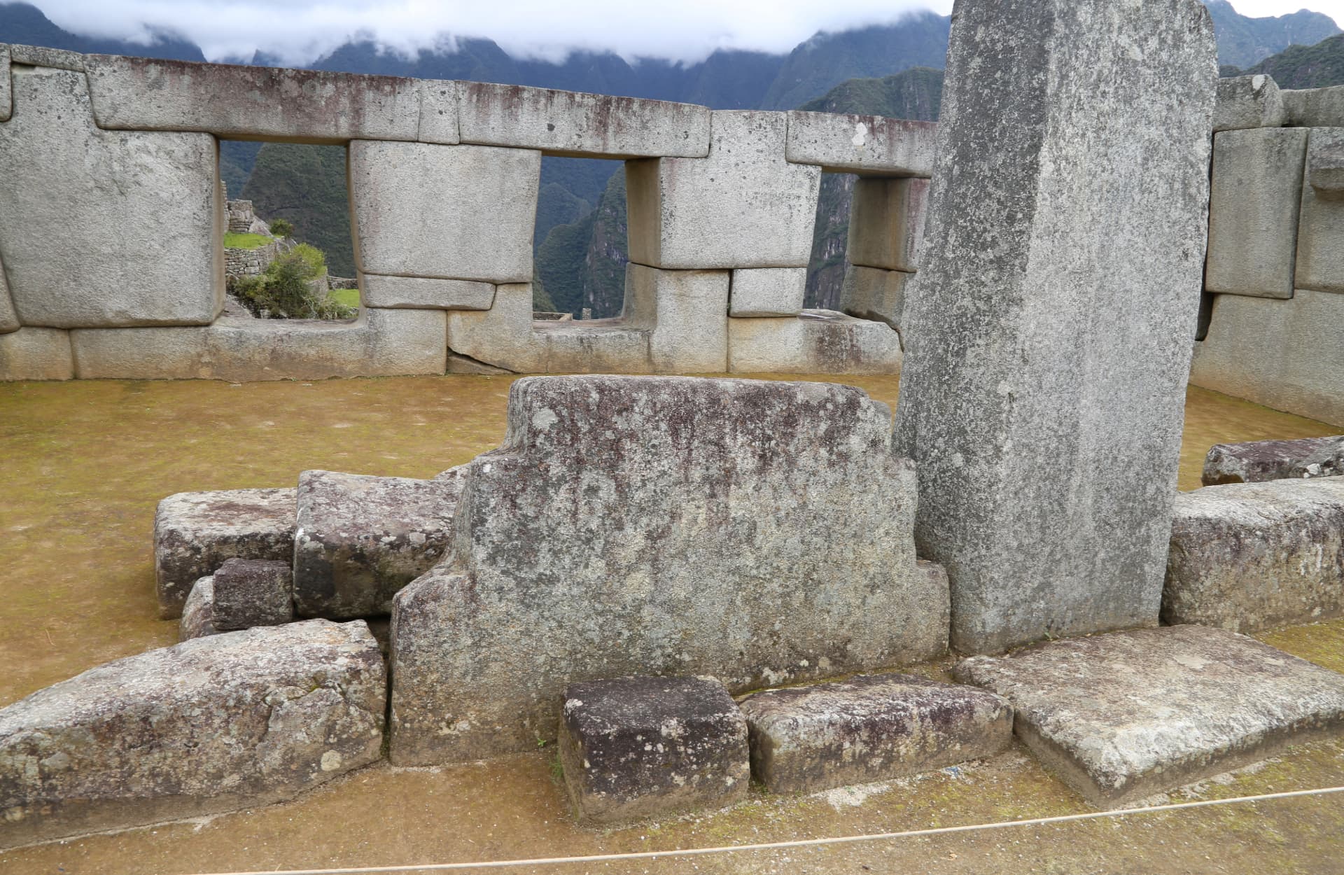 The Andean Cross: The Chacana - Natourandes